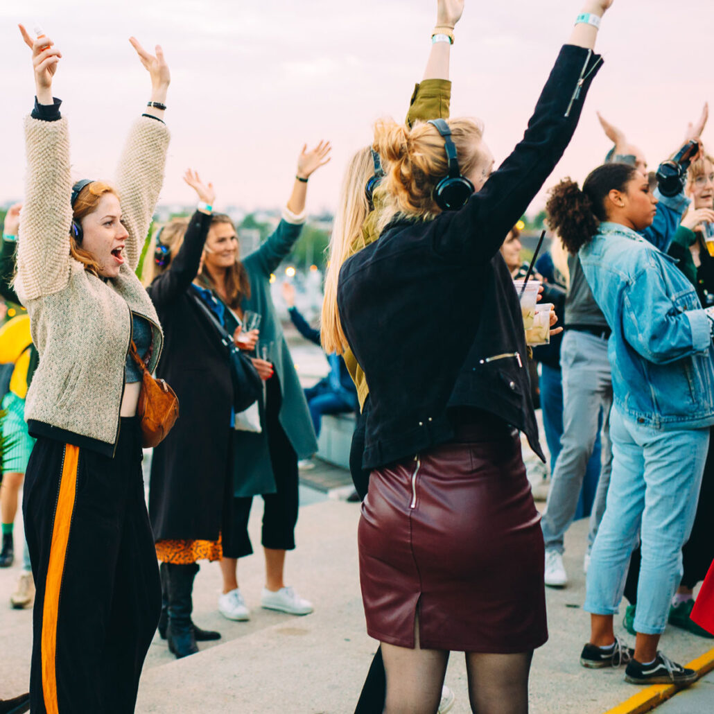 ROEF | From roof to roof to roof